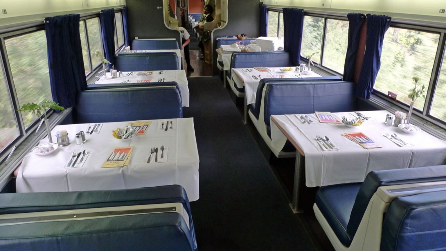 How To Book A Dinner Train Experience
